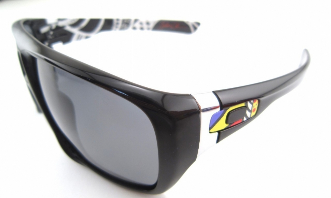 Oakley DISPATCH Sunglasses