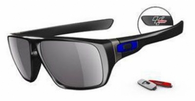 Oakley DISPATCH Sunglasses